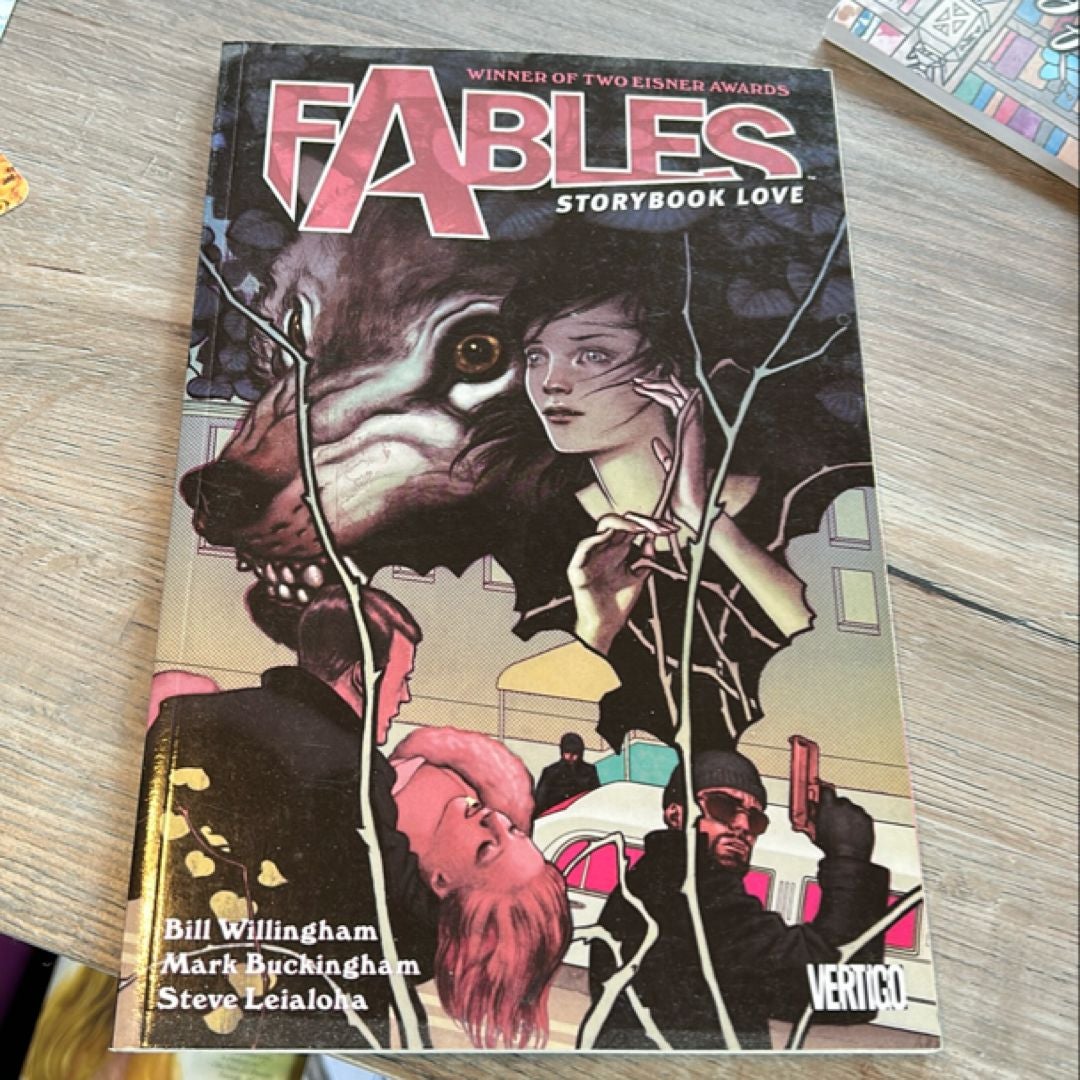 FABLES by Bill Willingham, Paperback | Pangobooks