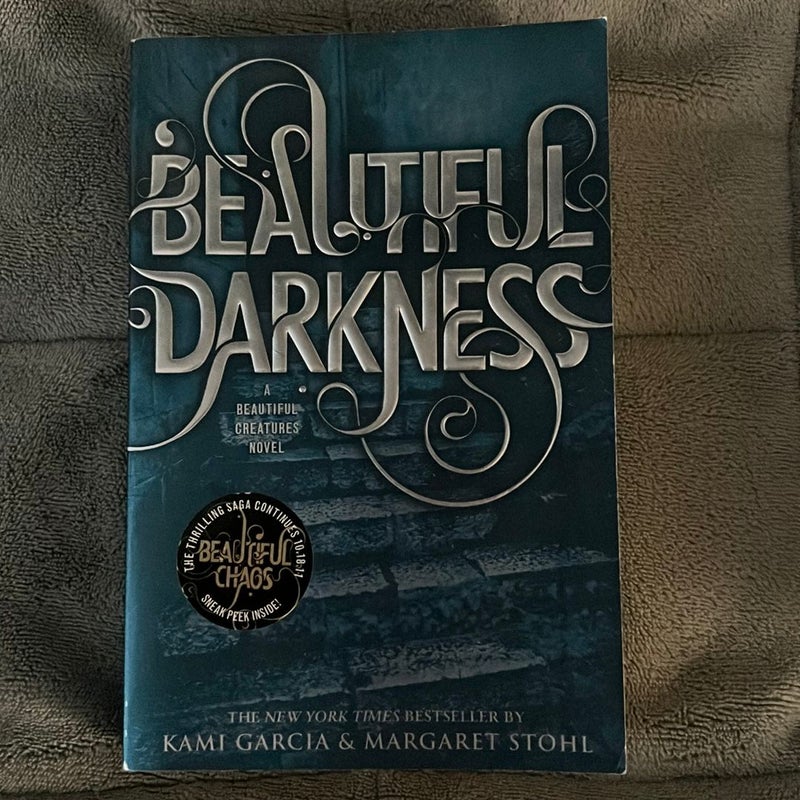 Beautiful Darkness by Kami Garcia, Paperback | Pangobooks
