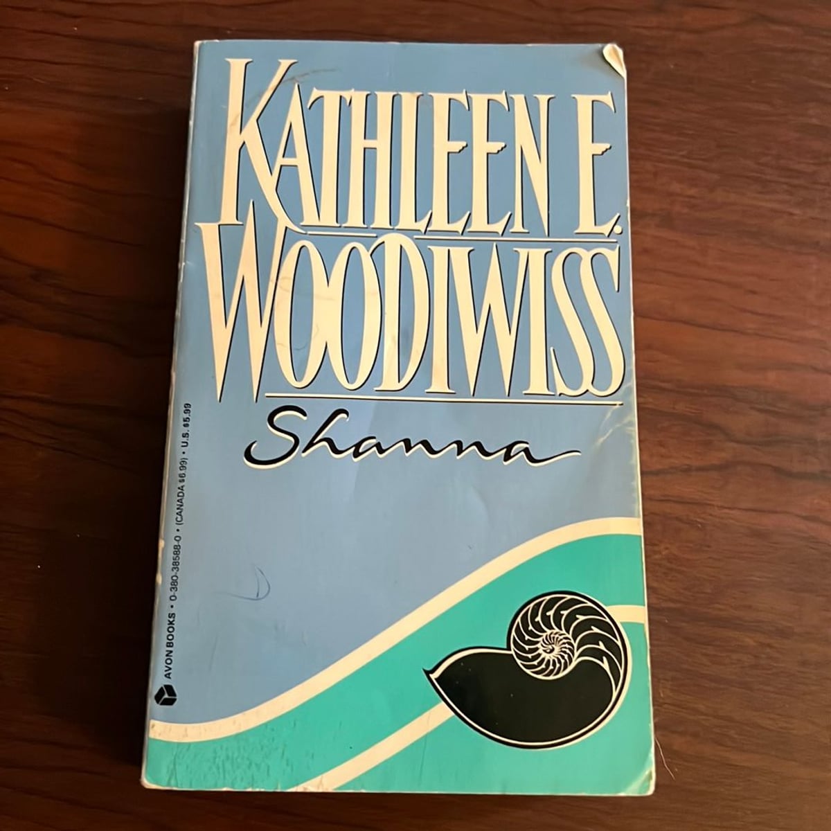 Shanna by Kathleen E. Woodiwiss