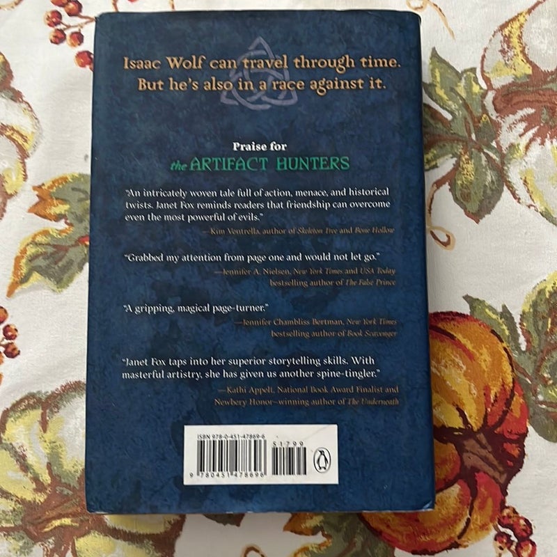 The Artifact Hunters by Janet Fox, Hardcover | Pangobooks