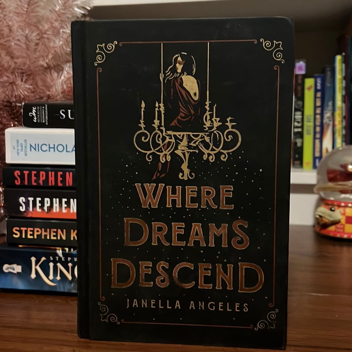 Where Dreams Descend by Janella Angeles, Hardcover | Pangobooks