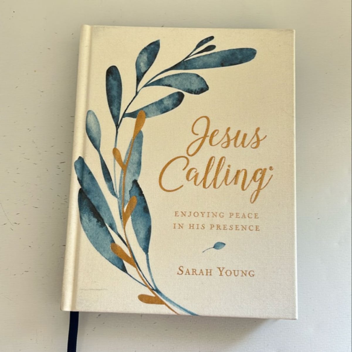 Jesus Calling by Sarah Young, Hardcover | Pangobooks