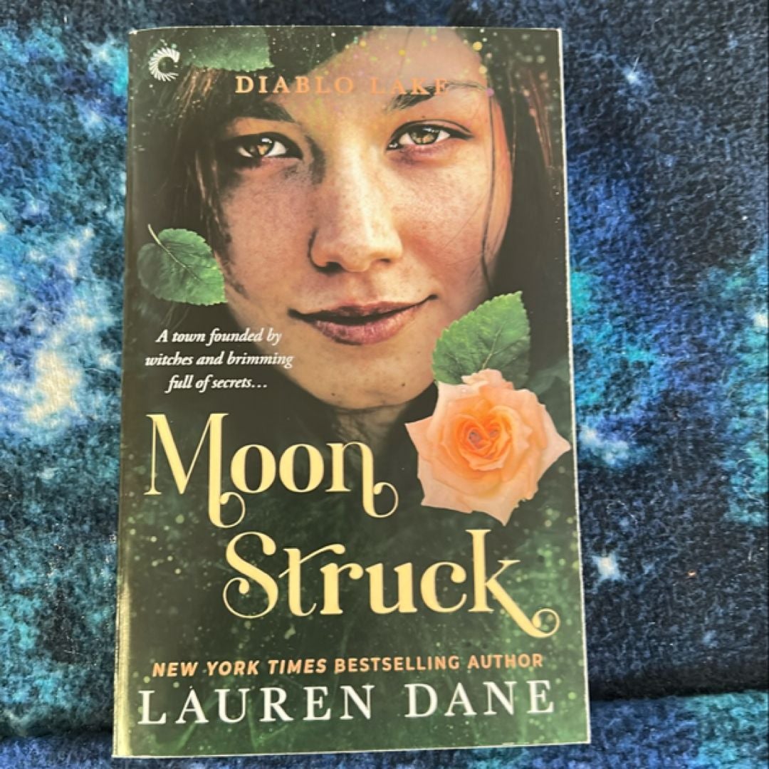 Moon Struck by Lauren Dane