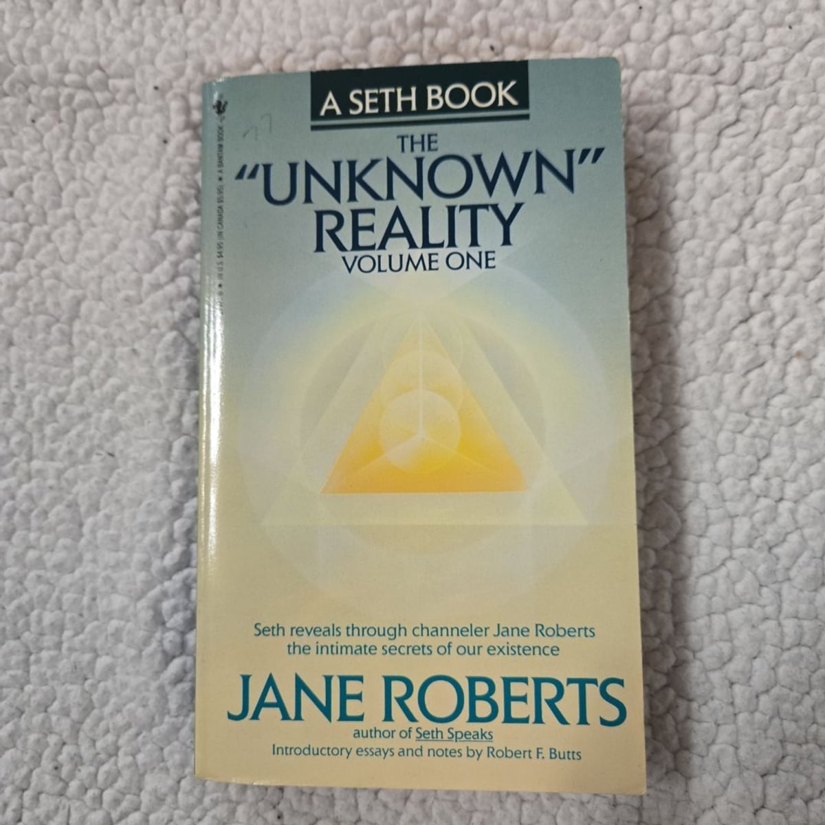 Unknown Reality by Jane Roberts, Paperback | Pangobooks