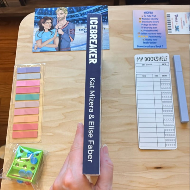 Icebreaker by Kat Mizera & Elise Faber, Paperback | Pangobooks