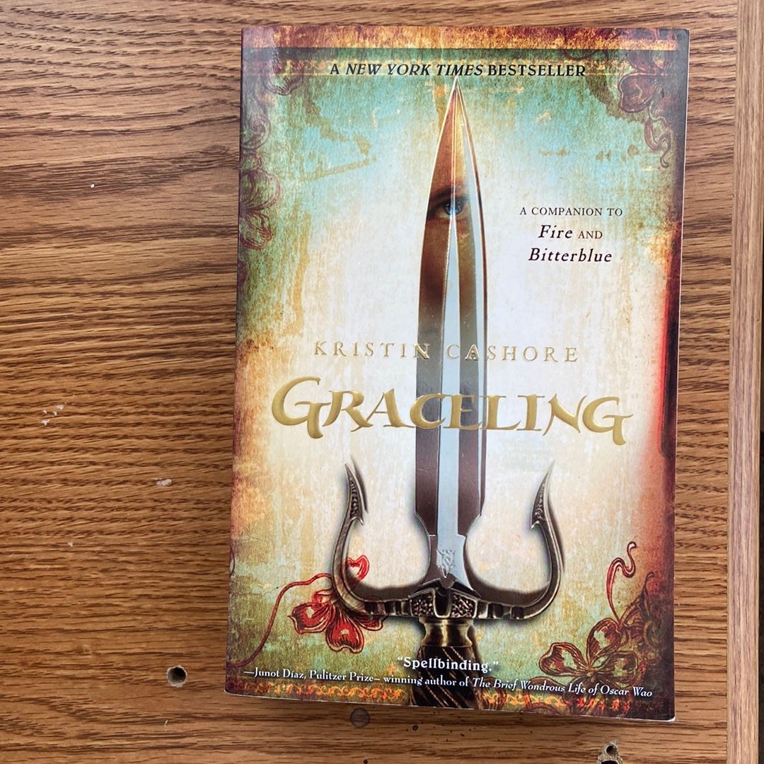 Graceling by Kristin Cashore, Paperback | Pangobooks