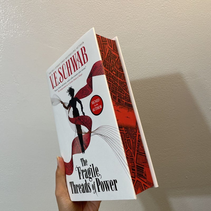 The Fragile Threads of Power by V.E. Schwab, Hardcover | Pangobooks