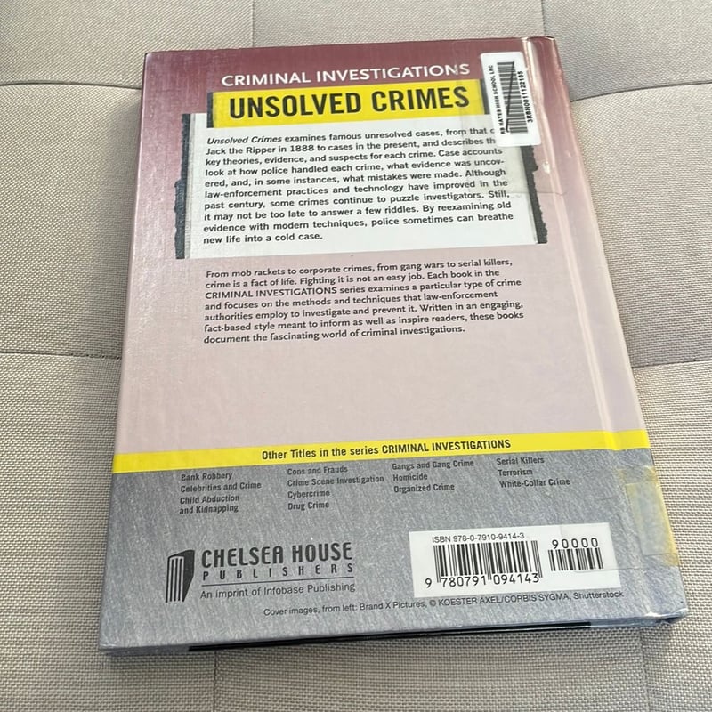 Unsolved Crimes by Michael Newton, Hardcover | Pangobooks
