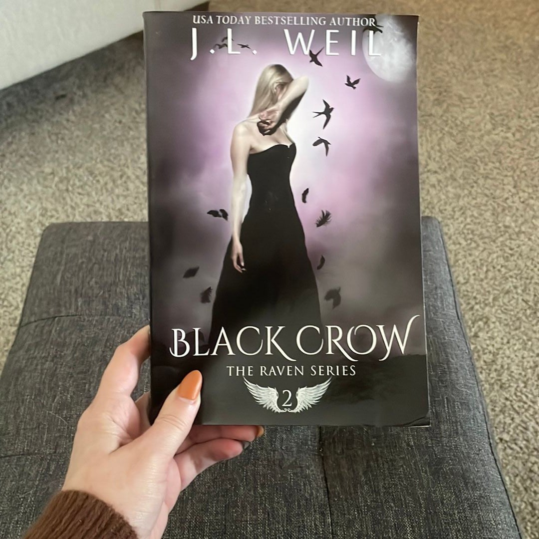 Black Crow by J. L. Weil, Paperback | Pangobooks