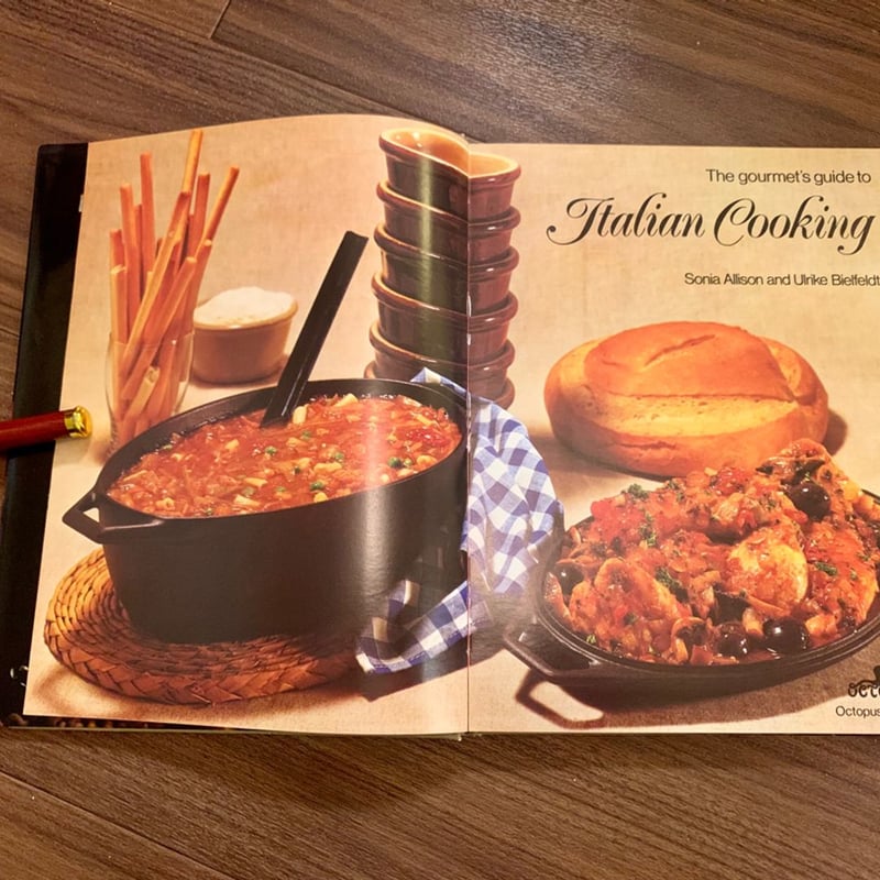 The Gourmet's Guide to Italian Cooking by Sonia Allison, Hardcover ...