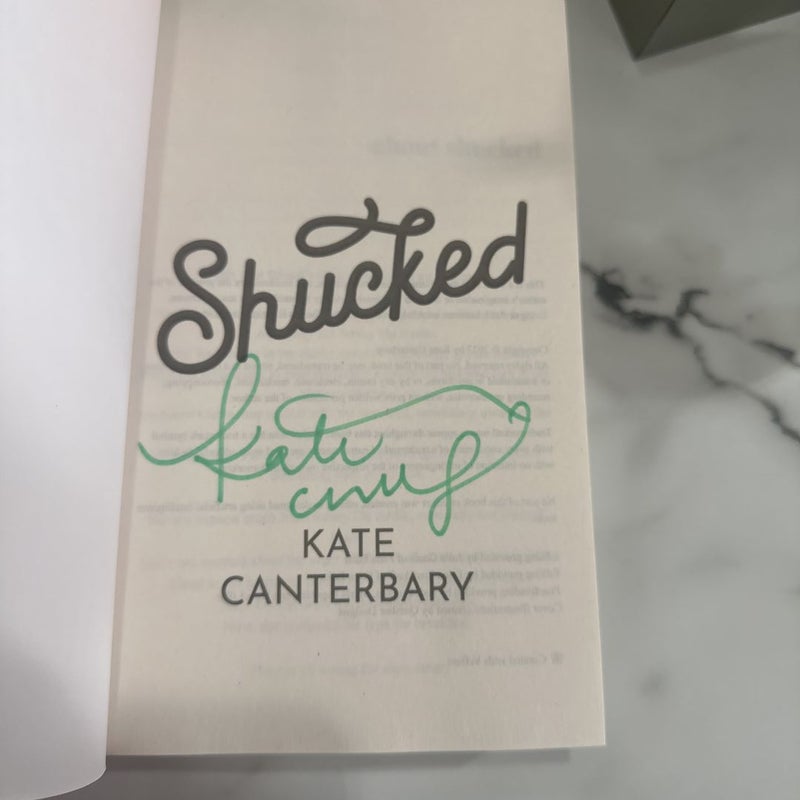 Shucked *SIGNED* by Kate Canterbary, Paperback | Pangobooks