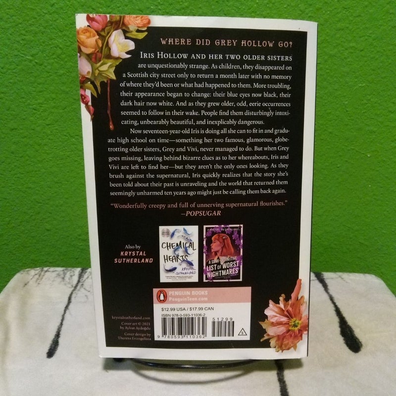 House of Hollow by Krystal Sutherland, Paperback | Pangobooks