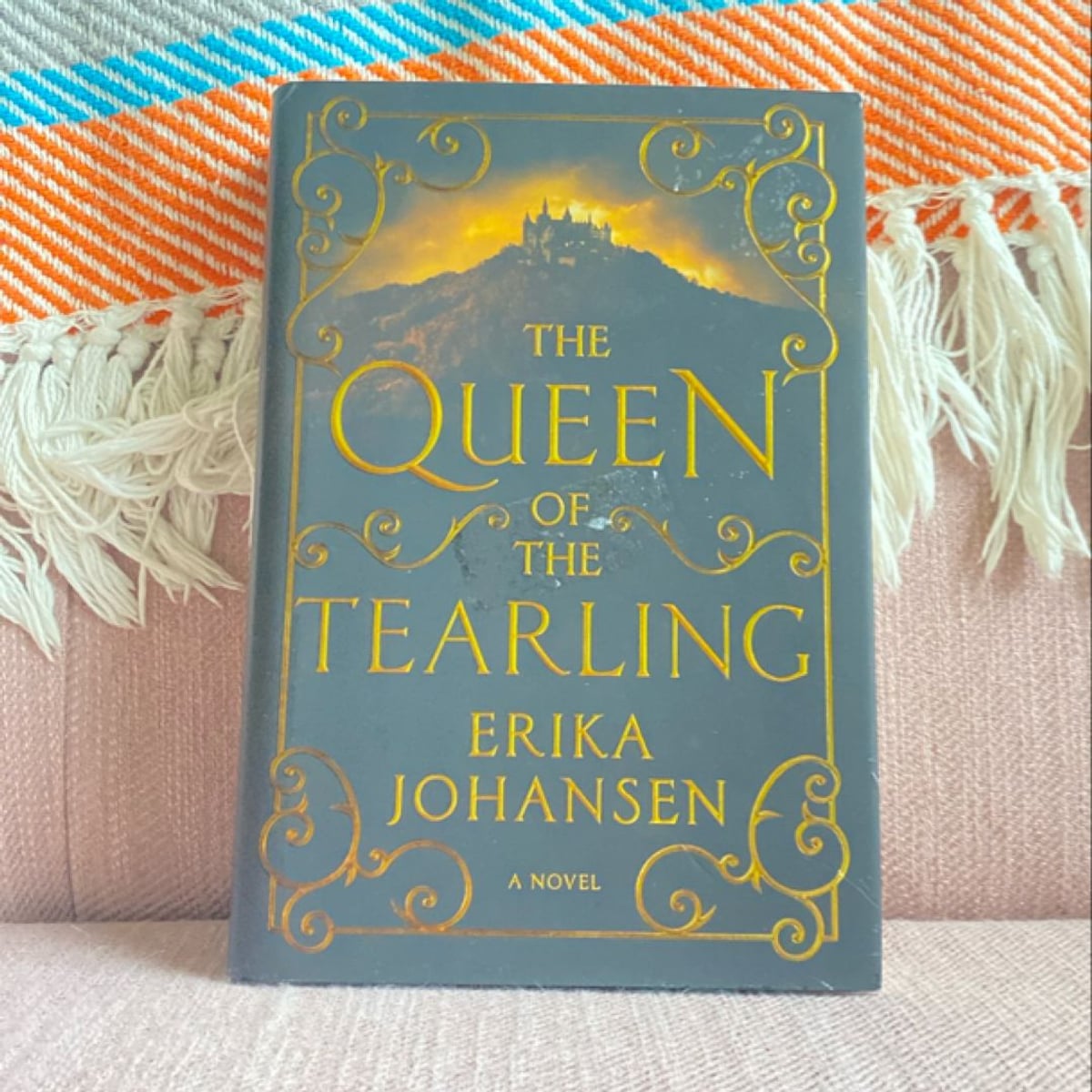 The Queen of the Tearling by Erika Johansen , Hardcover | Pangobooks