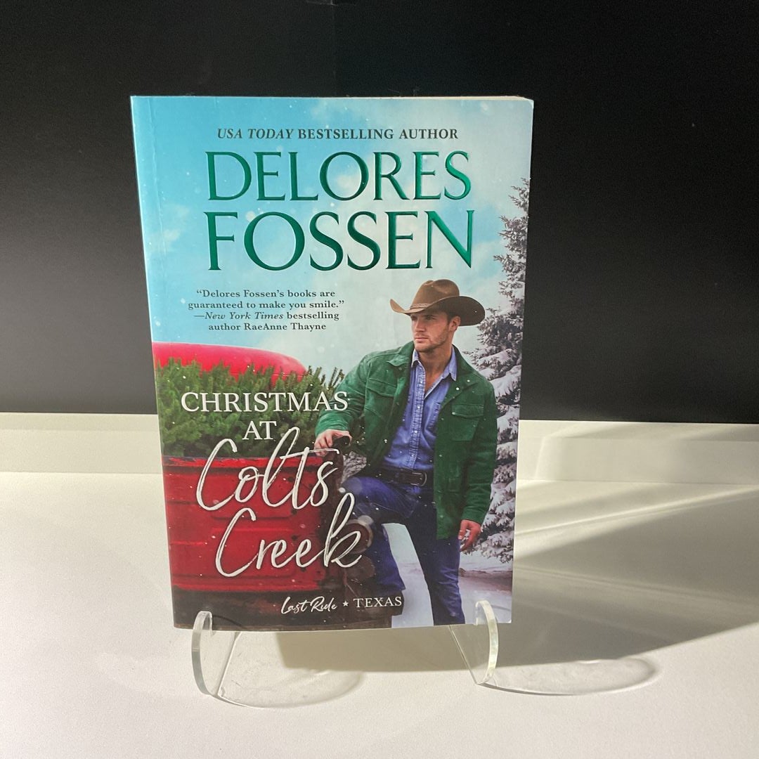 Christmas at Colts Creek by Delores Fossen, Paperback | Pangobooks