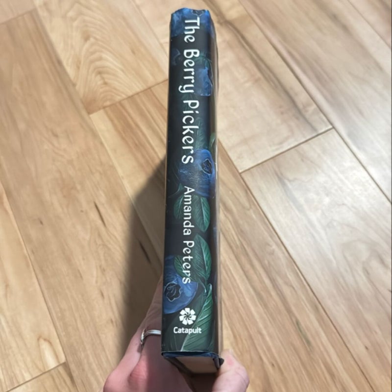 The Berry Pickers by Amanda Peters, Hardcover | Pangobooks