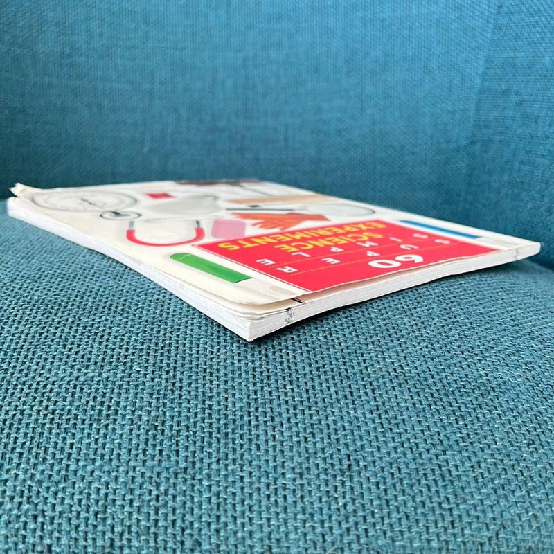 60 Super Simple Science Experiments by Querida L. Pearce