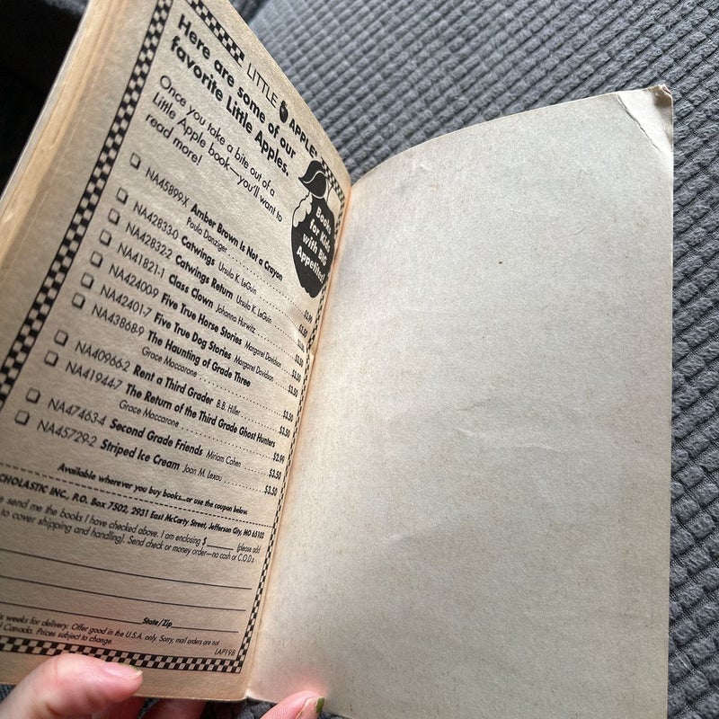 The Bailey School Kids #8: Genies Don’t Ride Bicycles by Debbie Dadey ...