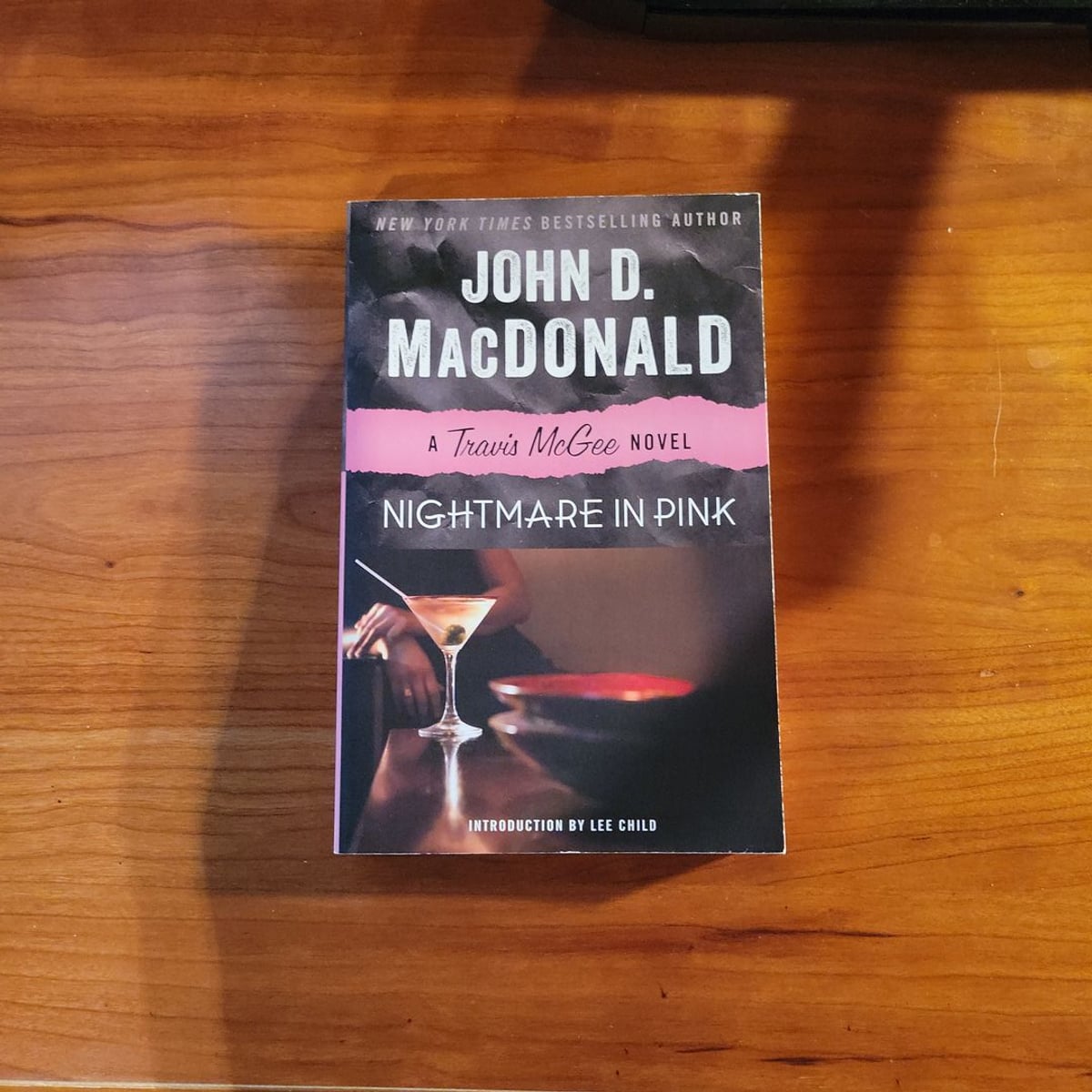 Nightmare in Pink by John D. MacDonald, Paperback | Pangobooks