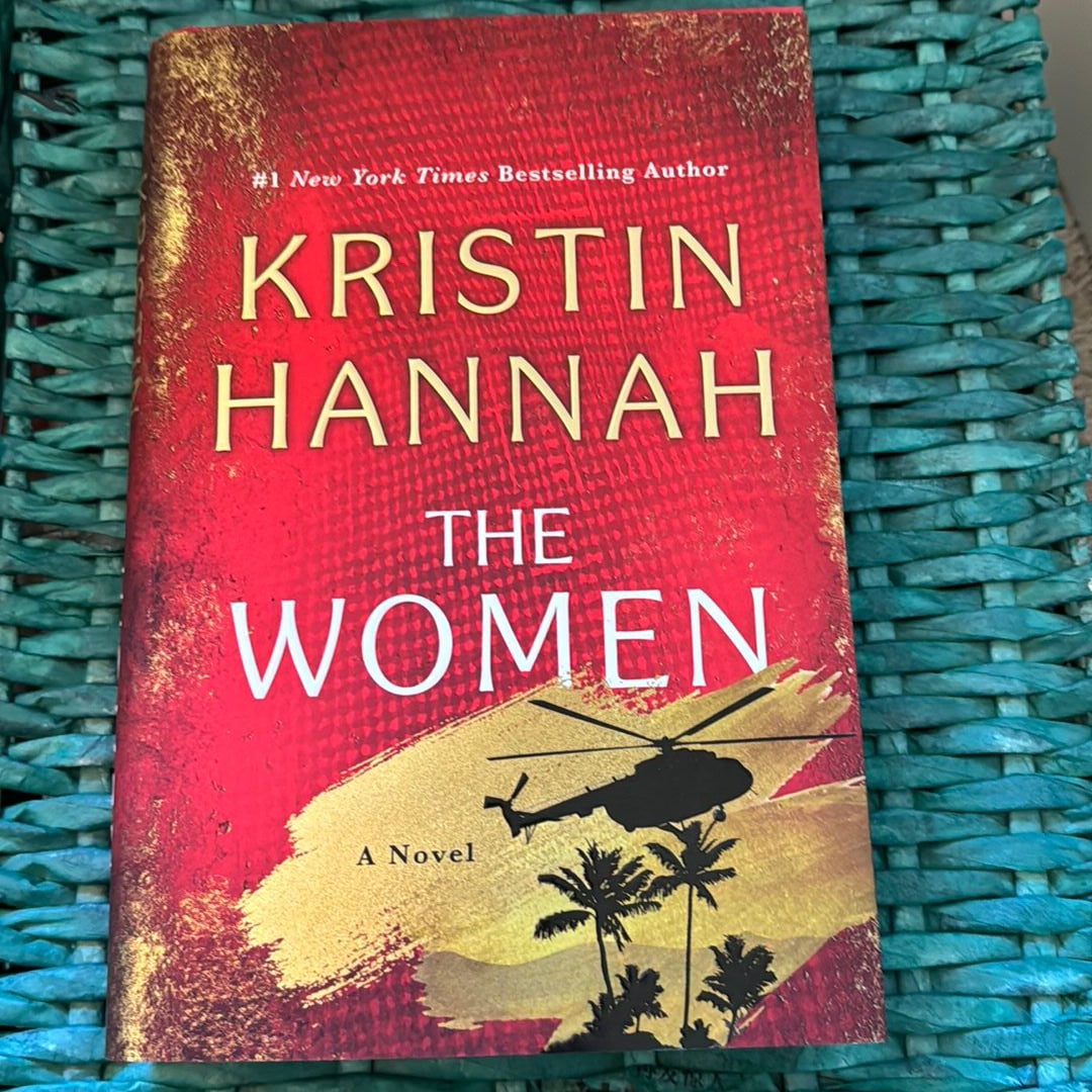 The Women by Kristin Hannah, Hardcover | Pangobooks