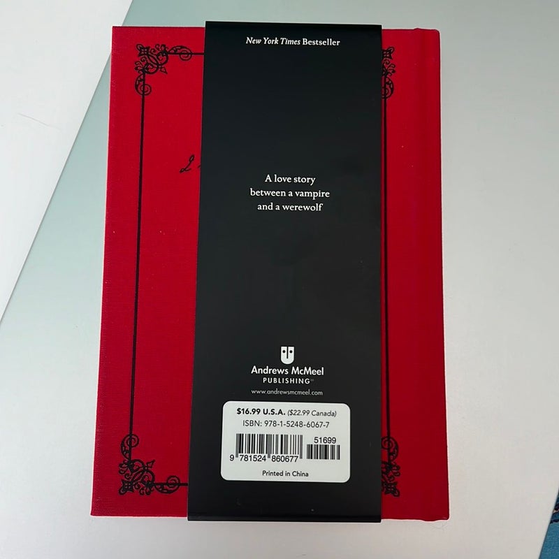 Fangs by Sarah Andersen, Hardcover | Pangobooks