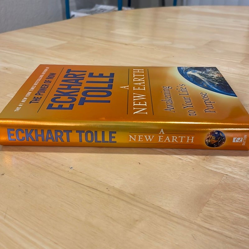A New Earth by Eckhart Tolle, Hardcover | Pangobooks