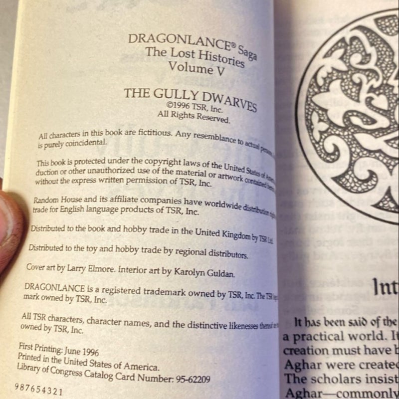 The Gully Dwarves by Dan Parkinson, Paperback | Pangobooks