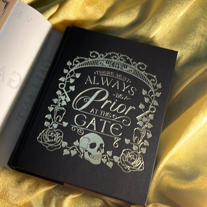 Gallant by V. E. Schwab, Hardcover | Pangobooks