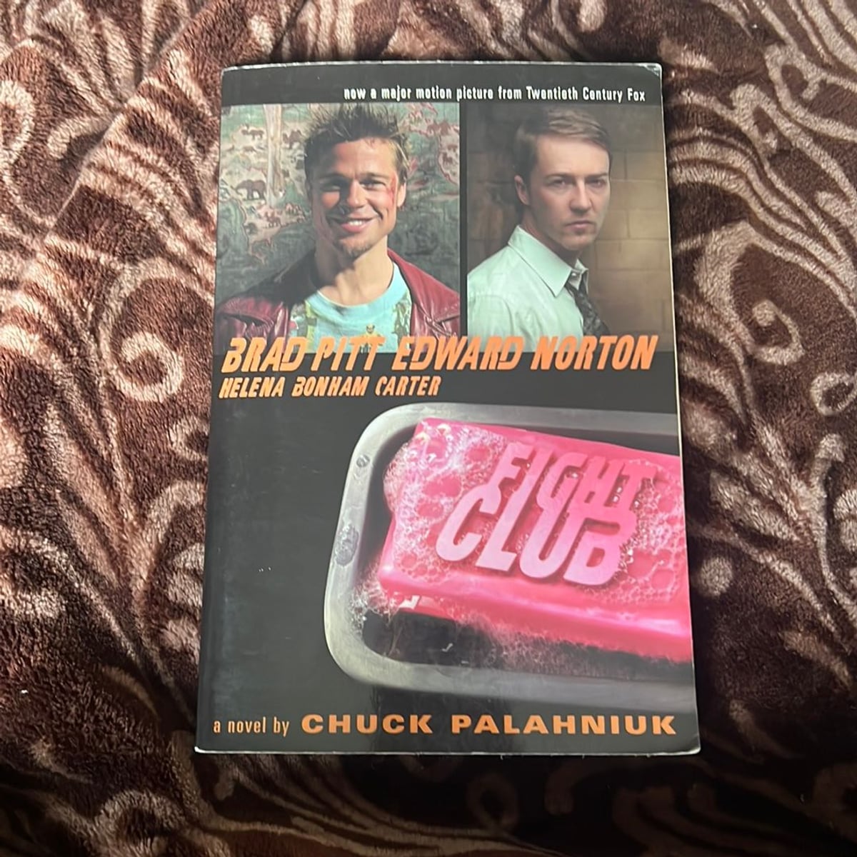 Fight Club by Chuck Palahniuk, Paperback | Pangobooks