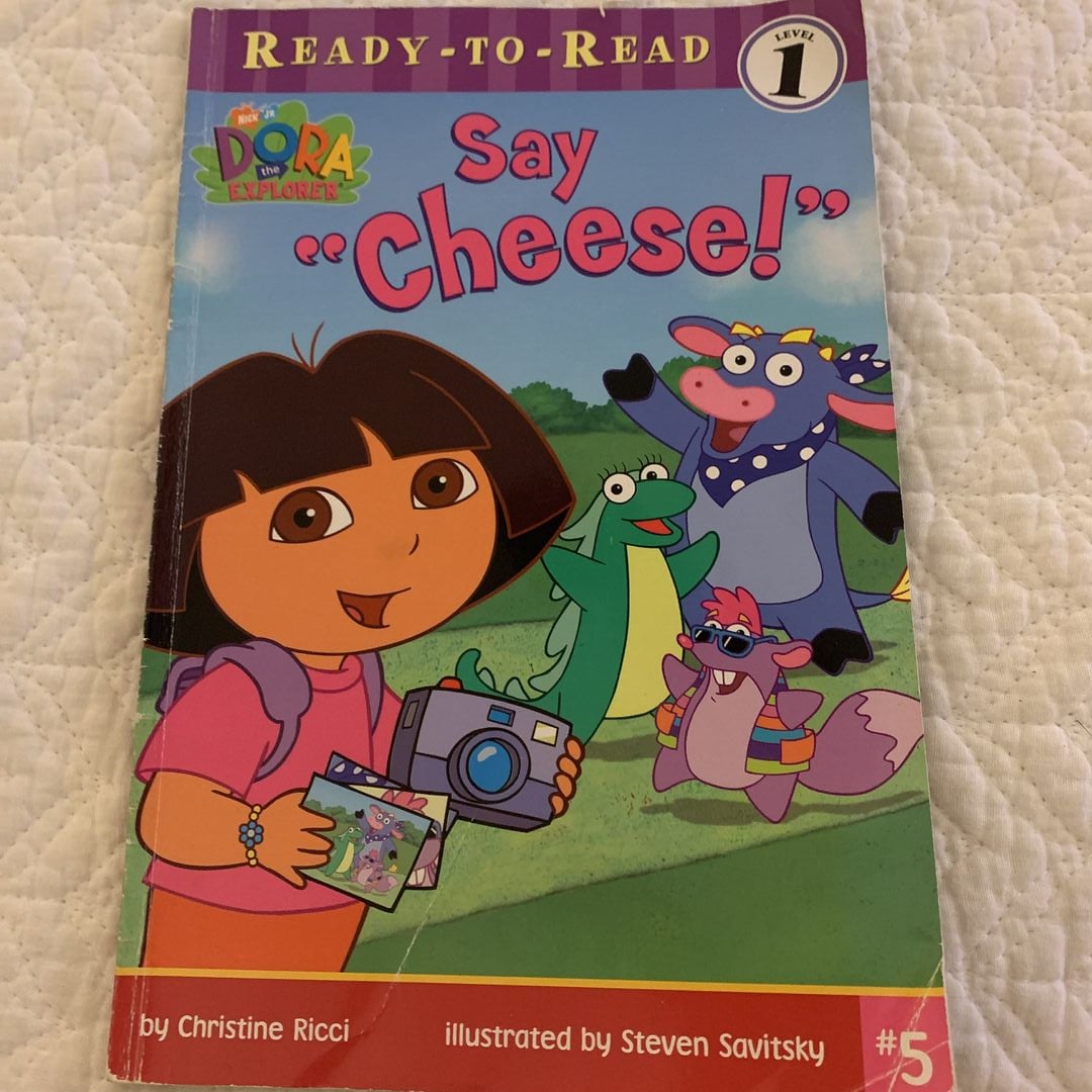 Dora The Explorer Say Cheese By Christine Ricci Paperback Pangobooks