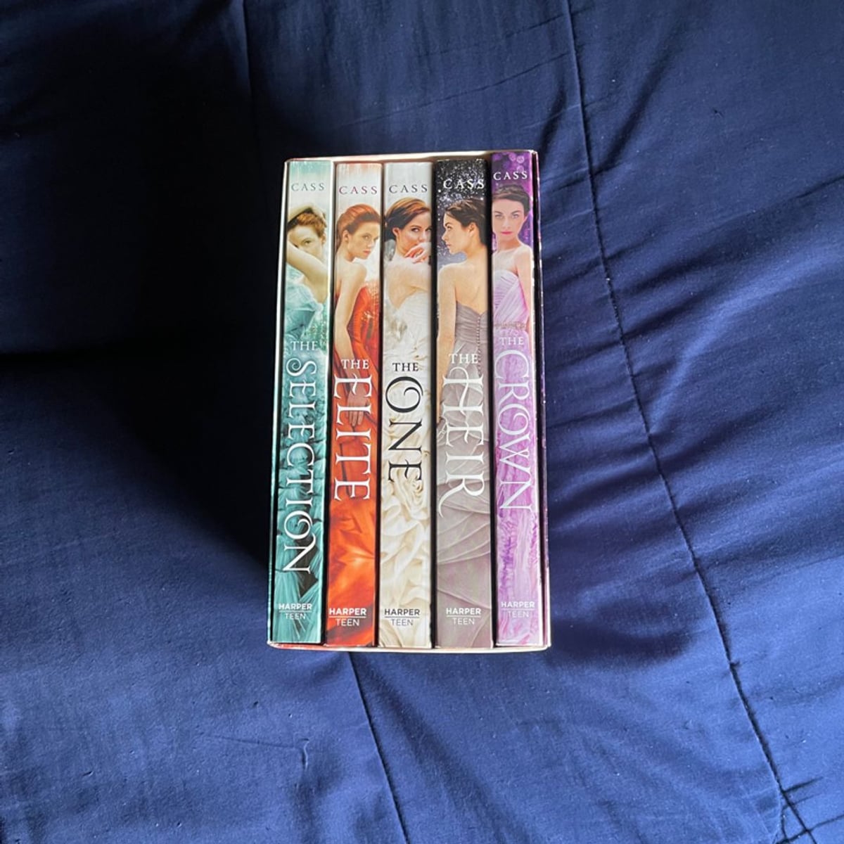 The Selection 5-Book Box Set by Kiera Cass, Paperback | Pangobooks