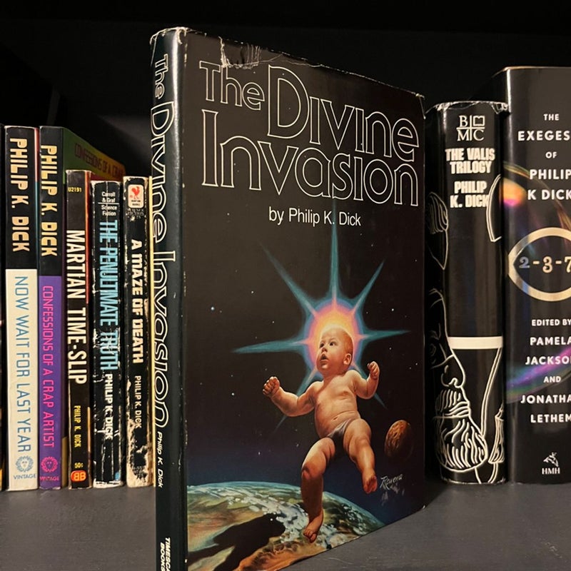 The Divine Invasion by , Hardcover | Pangobooks