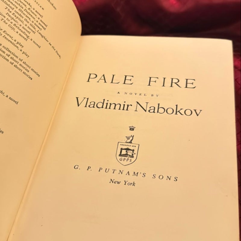 Pale Fire by Vladimir Nabokov , Hardcover | Pangobooks
