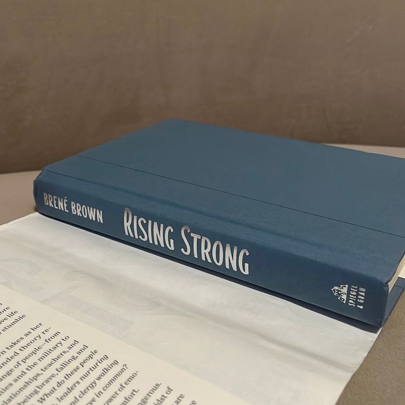 Rising Strong by Brené Brown, Hardcover | Pangobooks