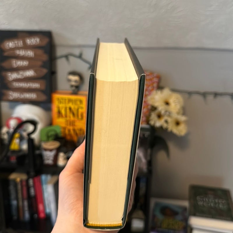 A Song of Wraiths and Ruin by Roseanne A. Brown, Hardcover | Pangobooks