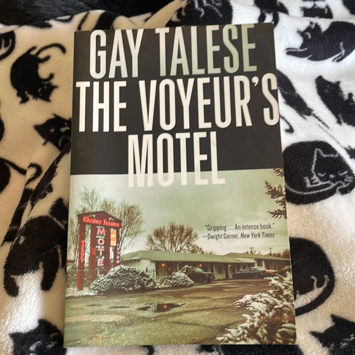 The Voyeur's Motel by Gay Talese, Paperback | Pangobooks