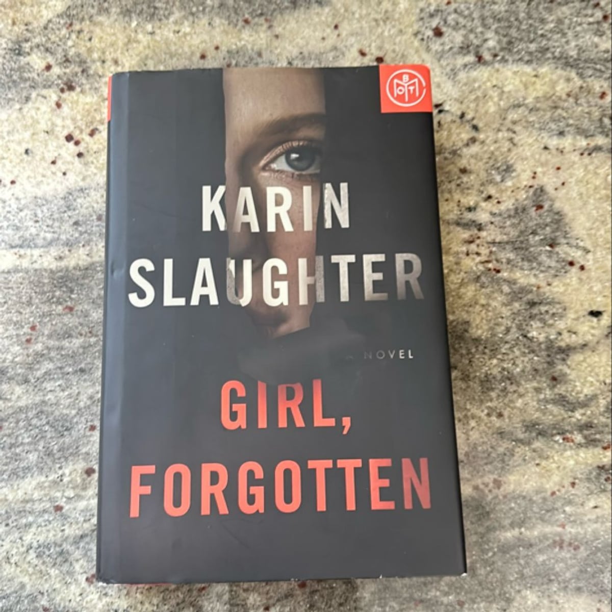 Girl, Forgotten by Karin Slaughter, Hardcover | Pangobooks