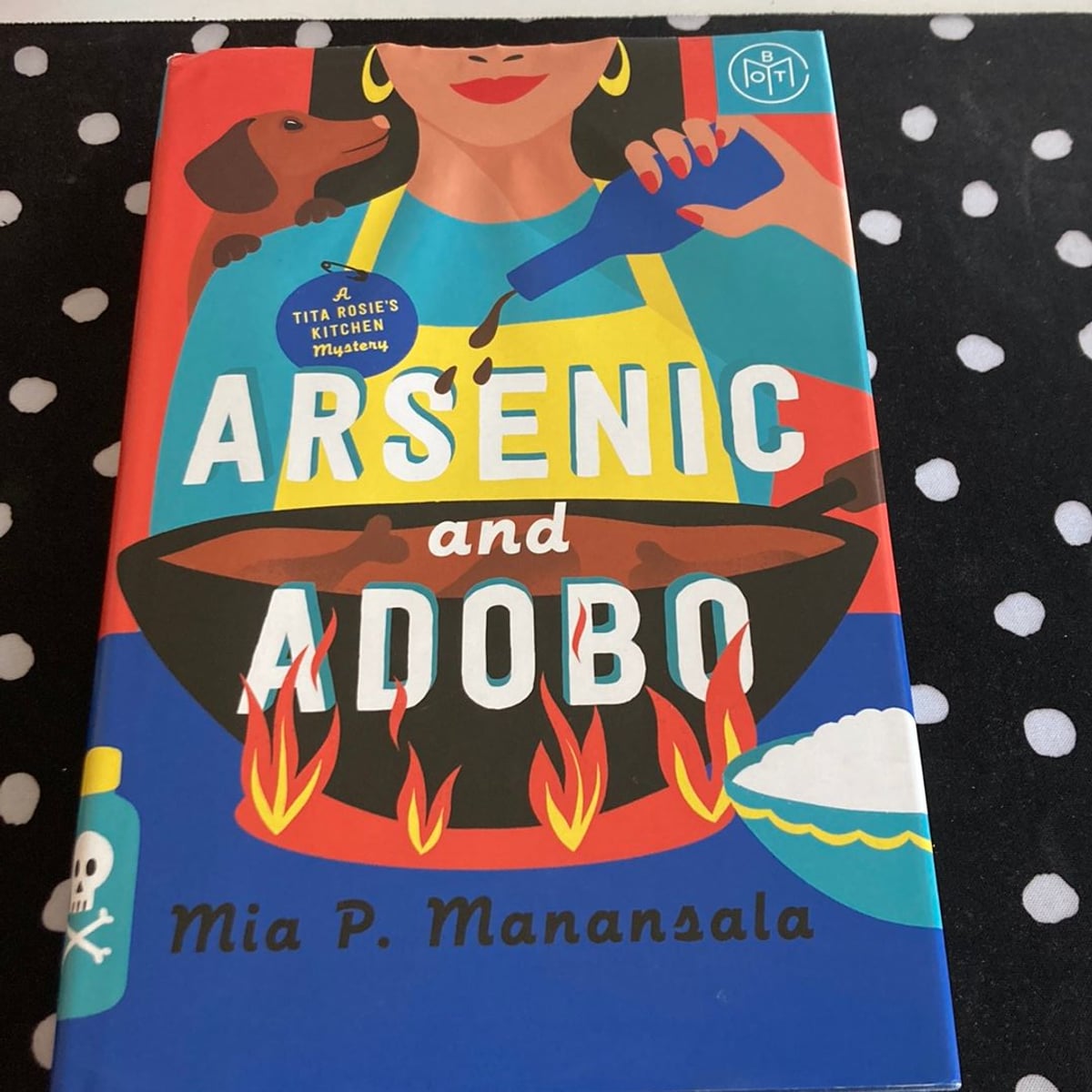 Arsenic and Adobo by Mia P. Manansala, Hardcover | Pangobooks