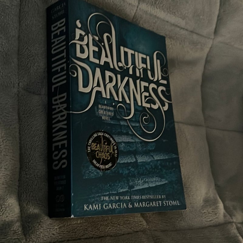 Beautiful Darkness by Kami Garcia, Paperback | Pangobooks