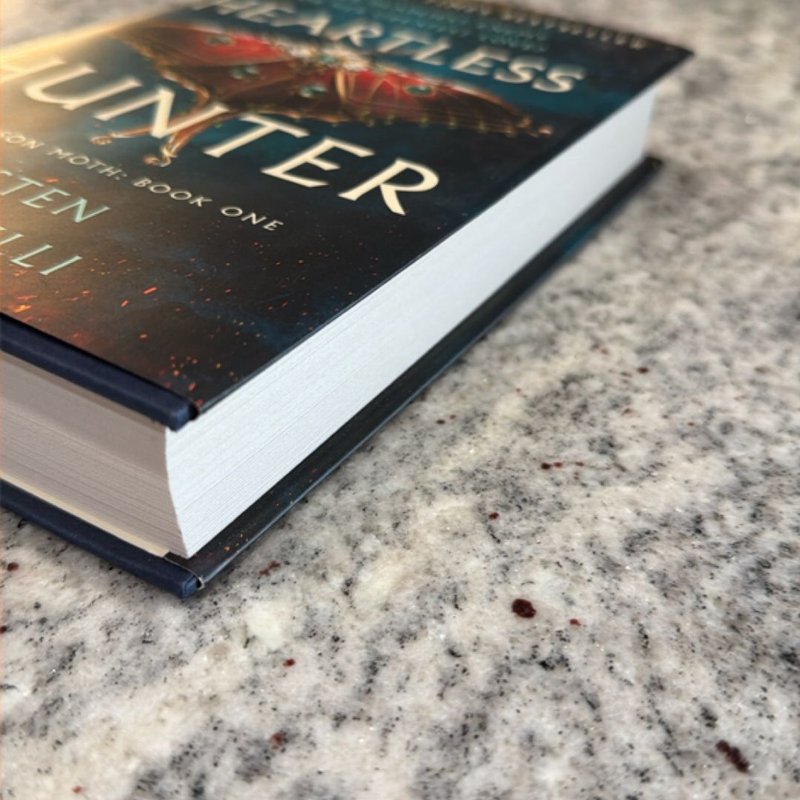 Heartless Hunter by Kristen Ciccarelli, Hardcover | Pangobooks