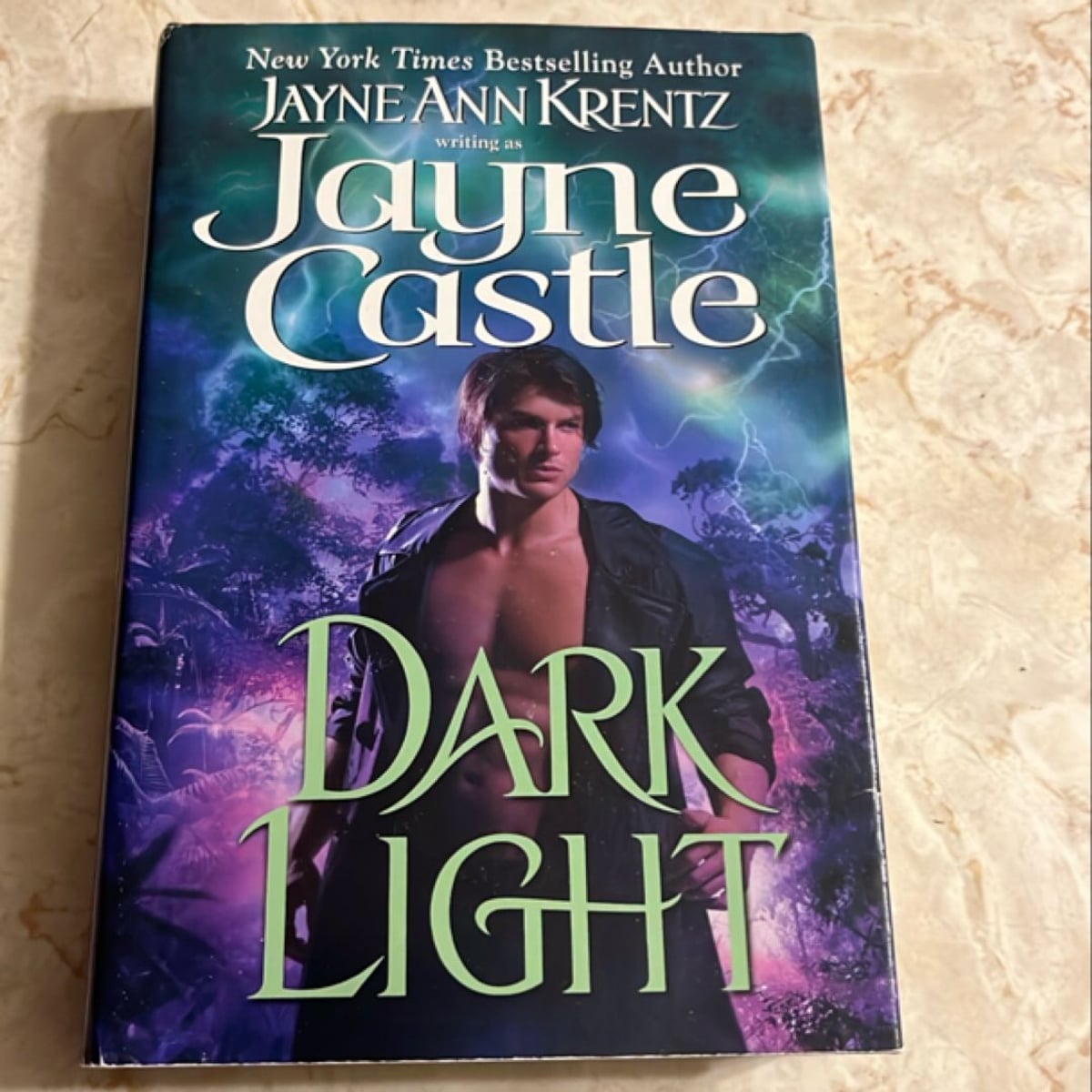 Dark Light by Jayne Castle