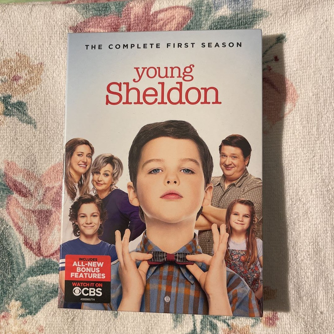 Young Sheldon: The Complete First Season by Warner Brothers, Paperback ...