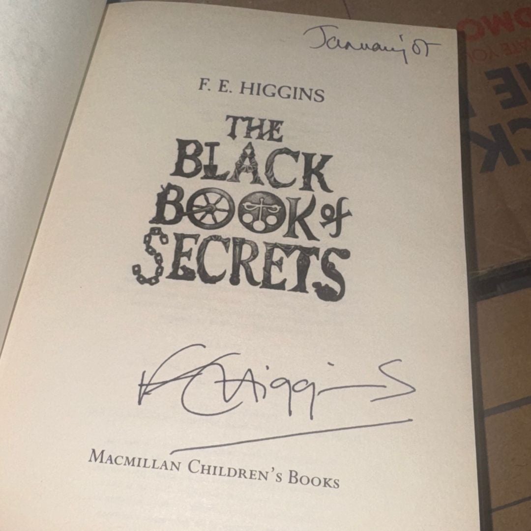 THE BLACK BOOK OF DECRETS SIGNED by F. E. HIGGINS, Hardcover | Pangobooks