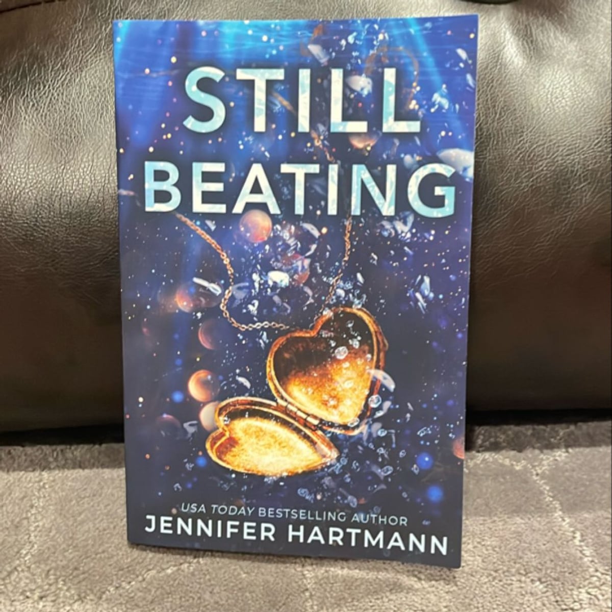 Still Beating by Jennifer Hartmann, Paperback | Pangobooks