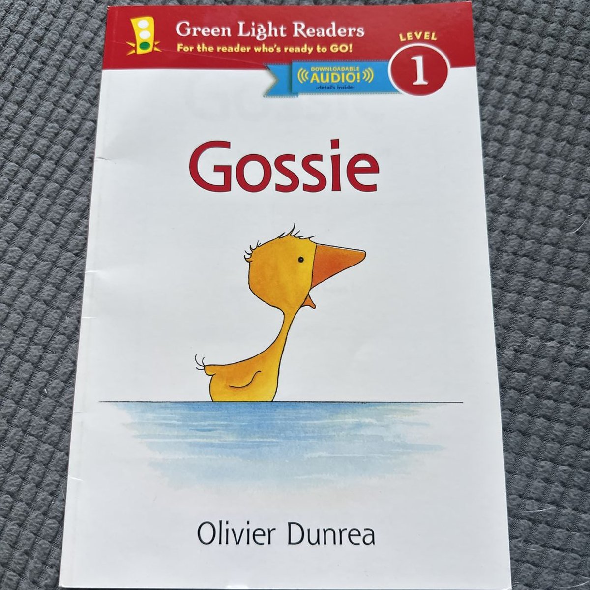 Gansi/gossie Bilingual Board Book by Olivier Dunrea