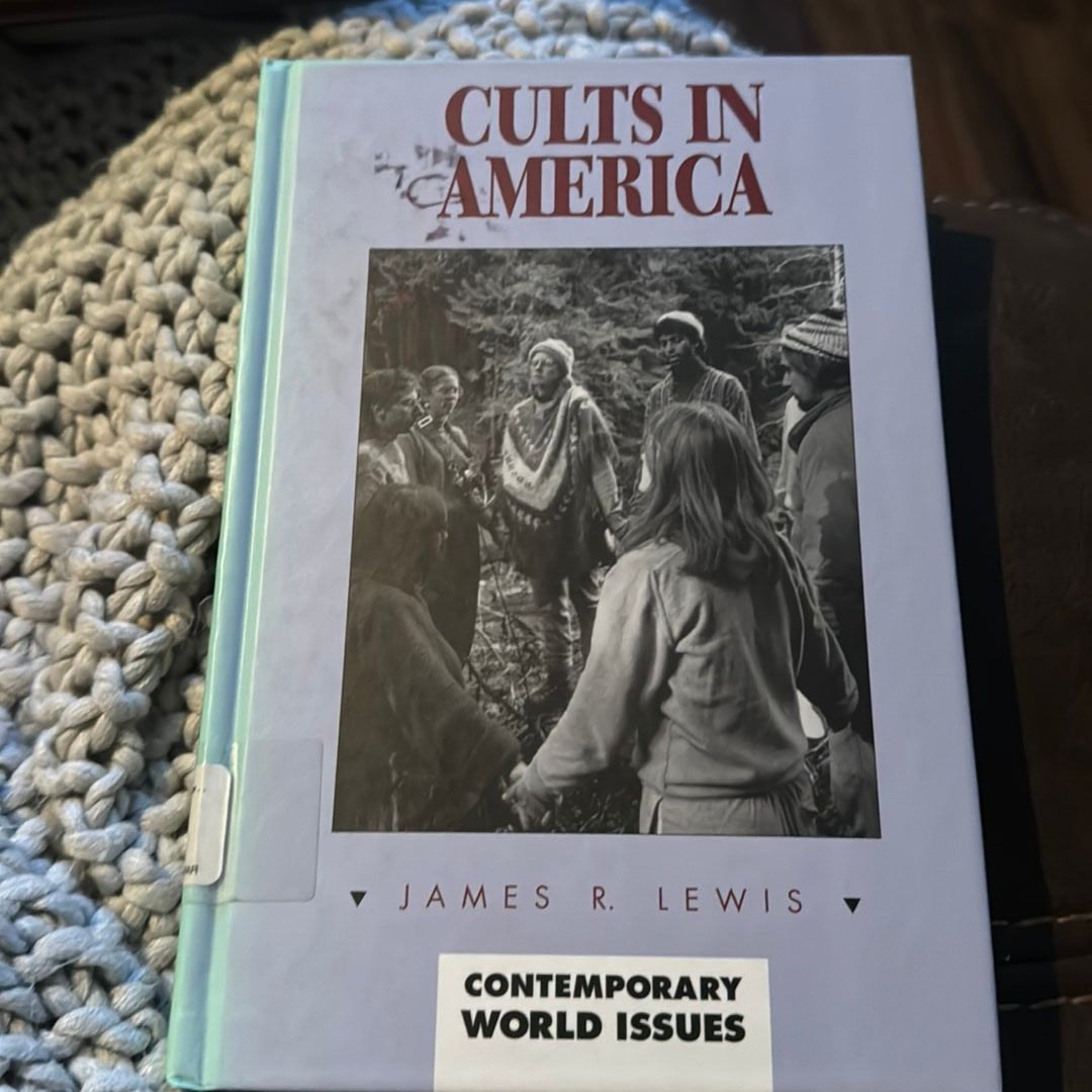 Cults in America by James R. Lewis, Hardcover | Pangobooks