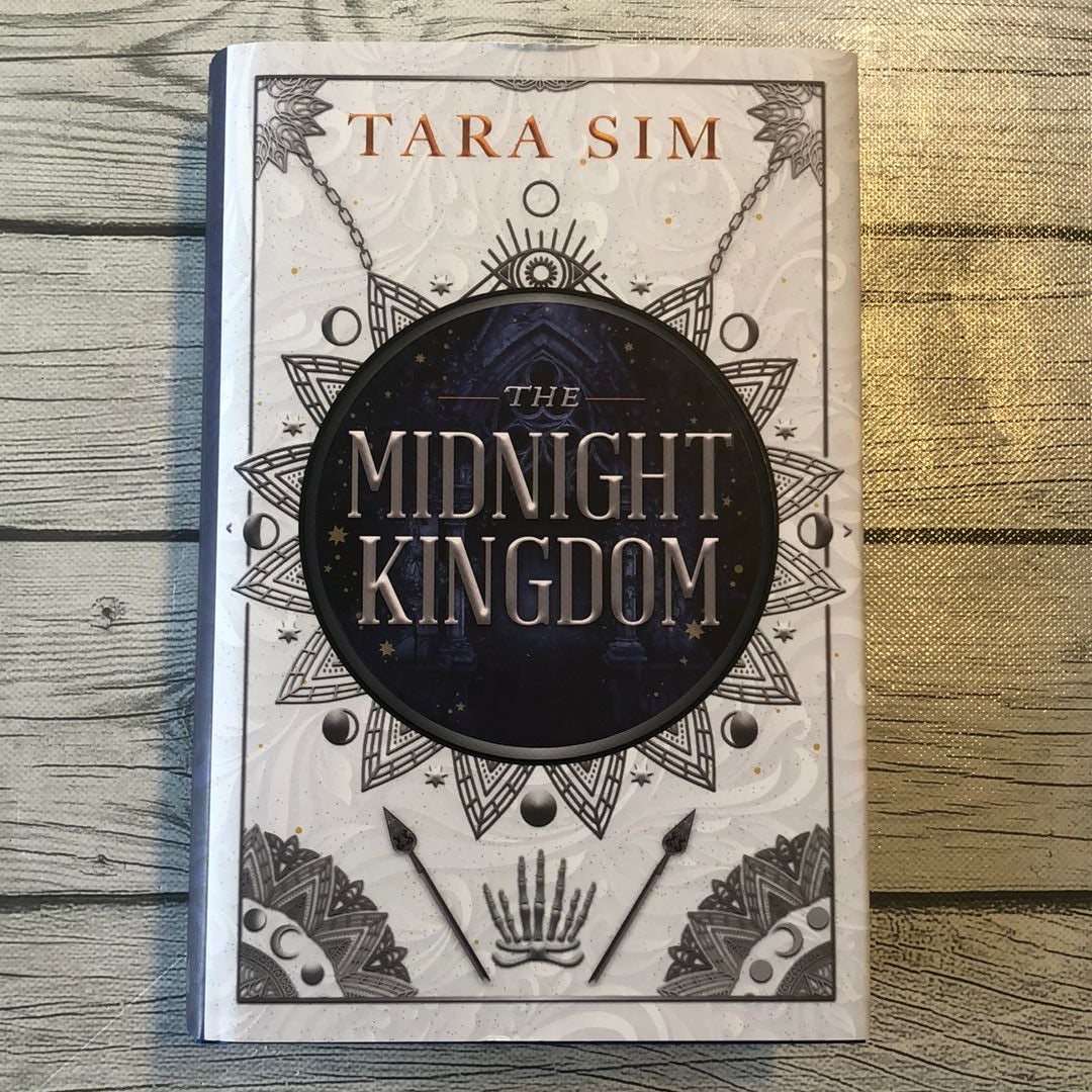 The Midnight Kingdom by Tara Sim, Hardcover | Pangobooks