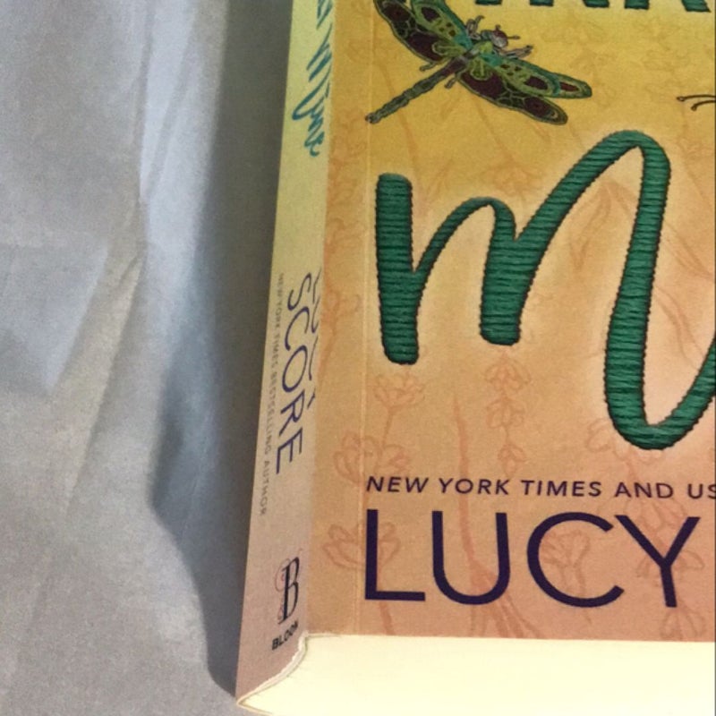 Finally Mine by Lucy Score, Paperback | Pangobooks