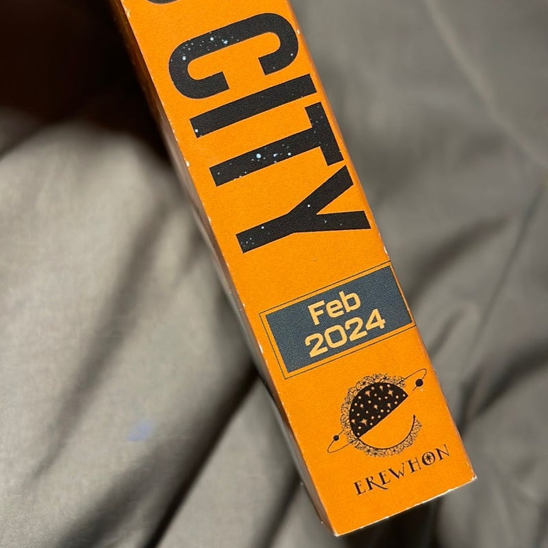 Womb City ARC by Tlotlo Tsamaase, Paperback | Pangobooks