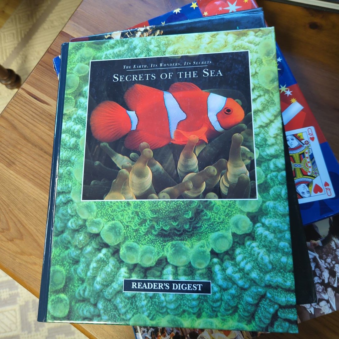 Secrets of the Seas by Reader's Digest Editors, Hardcover | Pangobooks
