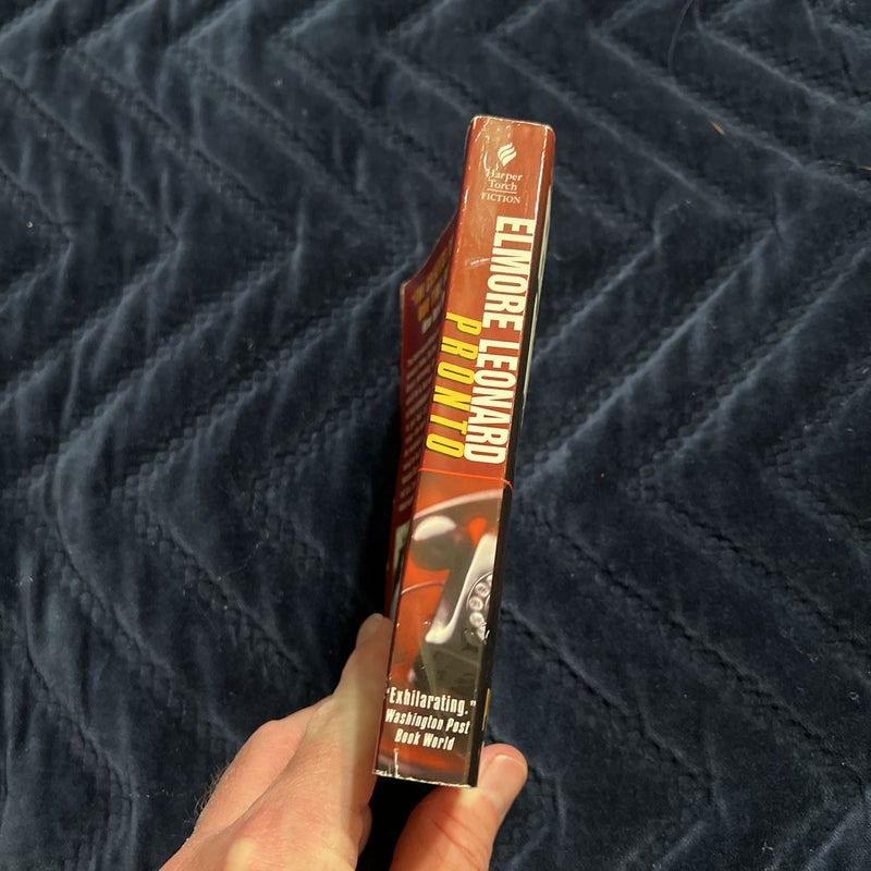 Pronto by Elmore Leonard , Paperback | Pangobooks